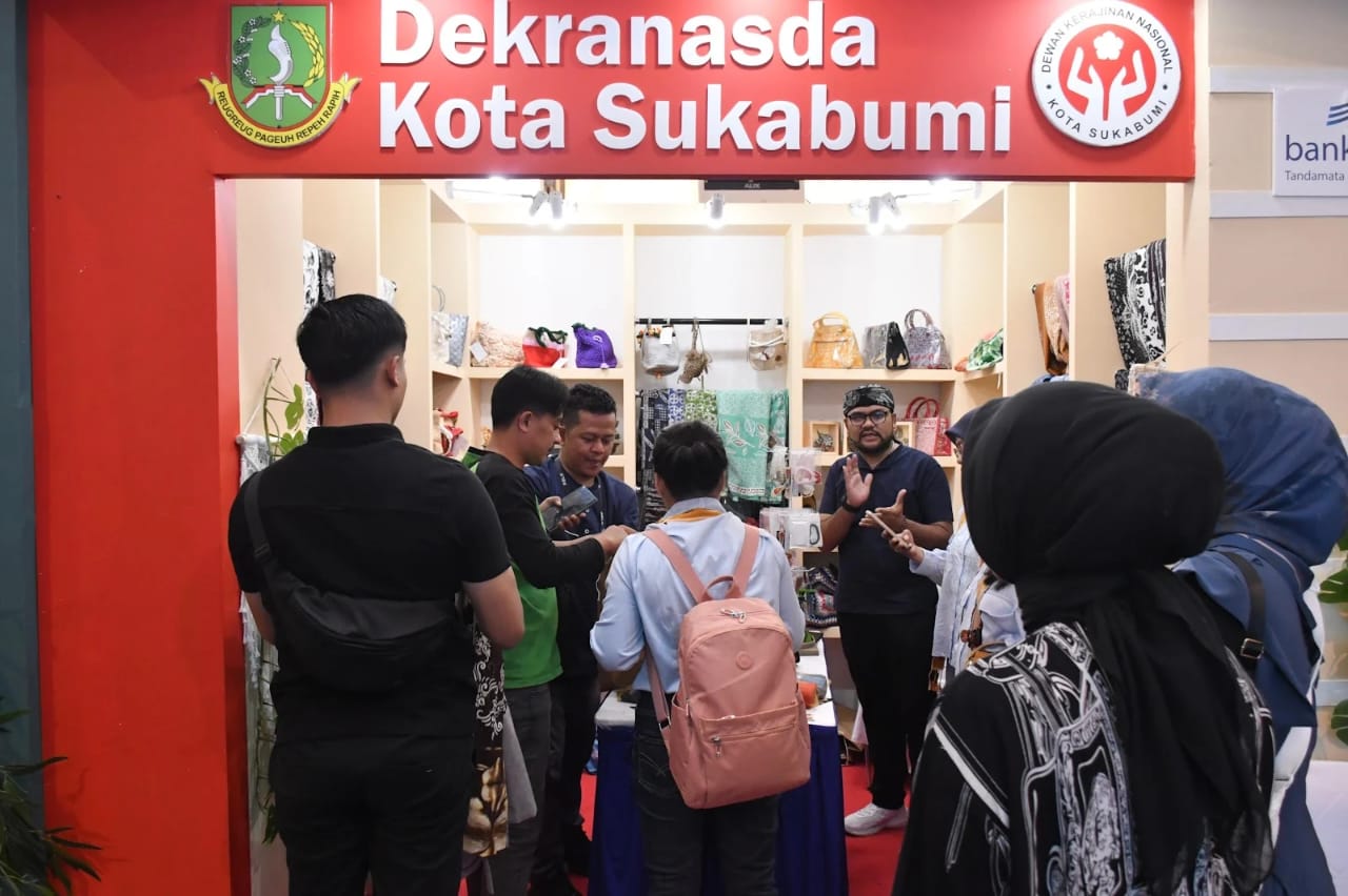 Batik Lokatmala Jadi Simbol Kebangkitan UMKM Kota Sukabumi di Panggung ...